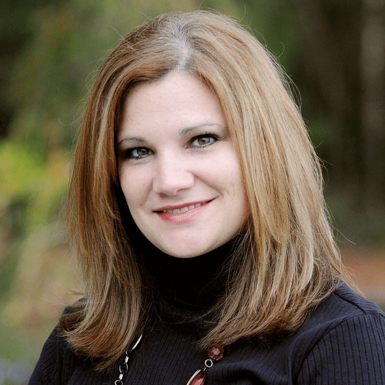 HIAlearn Instructor Amanda Register